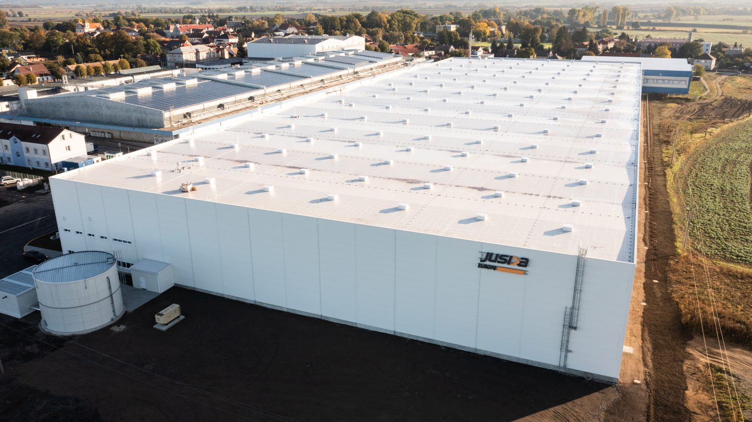 JUSDA Europe otevřela v Dašicích nový sklad